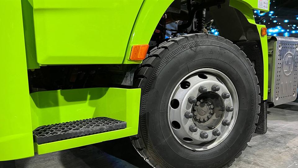 بررسی کامیون باری شکموتو X5000L آرین دیزل | bama.ir