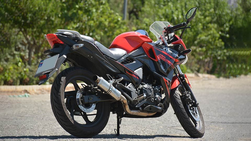 بررسی موتورسیکلت مگلی 200R SE | bama.ir