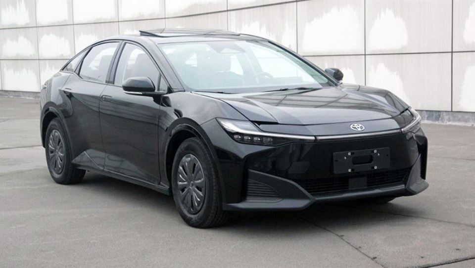 معرفی تویوتا bZ3 | bama.ir