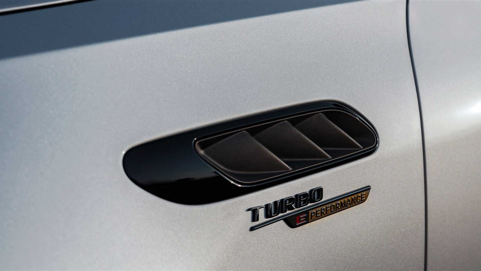 معرفی مرسدس-آام‌گ C63 S E پرفورمنس | bama.ir