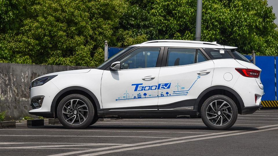 بررسی زوتی دی ال 5 برقی (T300 EV) | باما