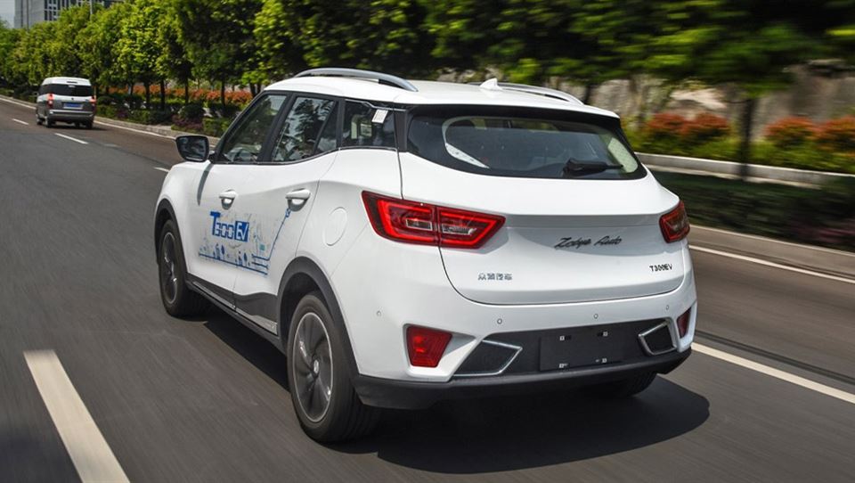 بررسی زوتی دی ال 5 برقی (T300 EV) | bama.ir