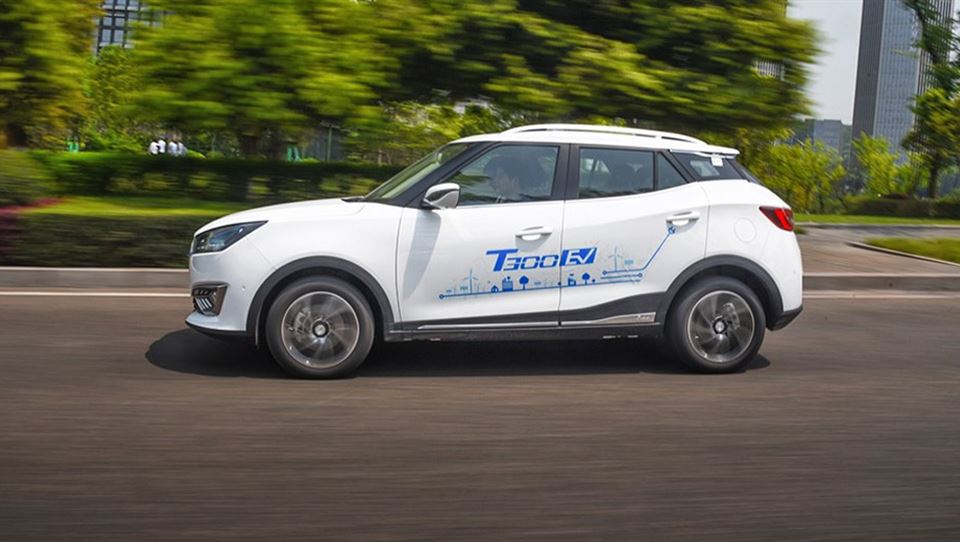 بررسی زوتی دی ال 5 برقی (T300 EV) | bama.ir