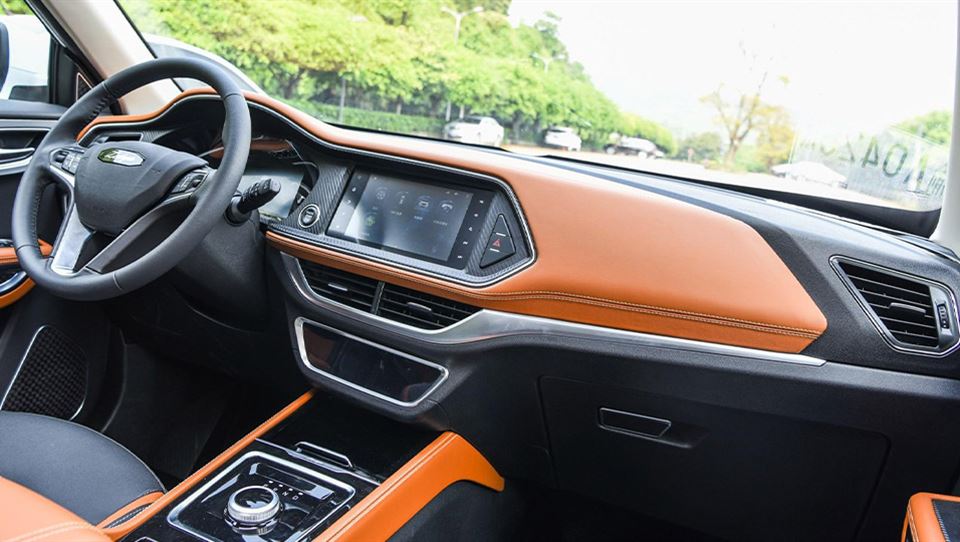 بررسی زوتی دی ال 5 برقی (T300 EV) | bama.ir