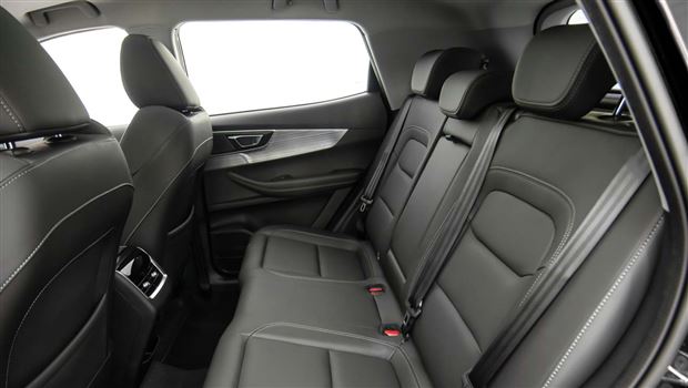 بررسی مشخصات ام وی ام X55 PRO 1401 | bama