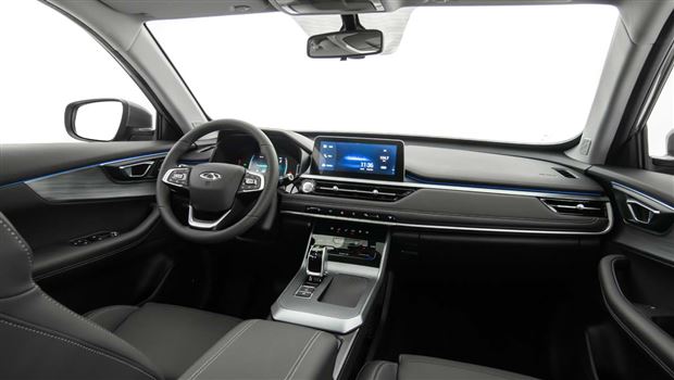 بررسی مشخصات ام وی ام X55 PRO 1401 | bama